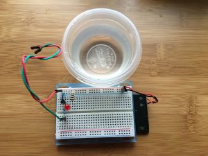 Simple Water Detection Circuit – 42 Bots